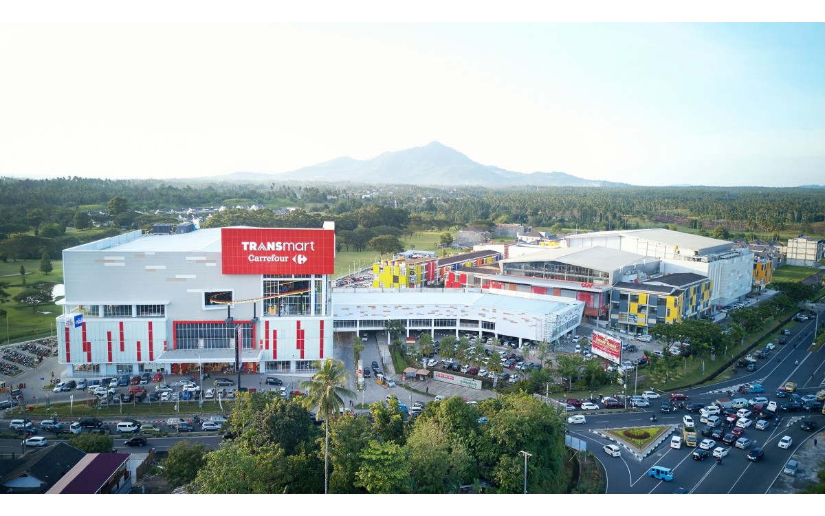Transmart Kawanua - The Surroundings : KEC